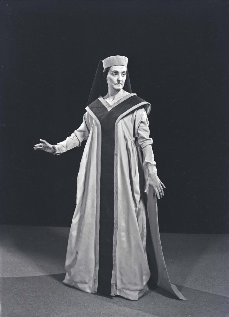 Shakespeare's Macbeth in Tighes Hill in 1961 - Hunter Living Histories